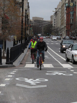 15th Street Two-way Cycle Track, Washington, DC - NACTO