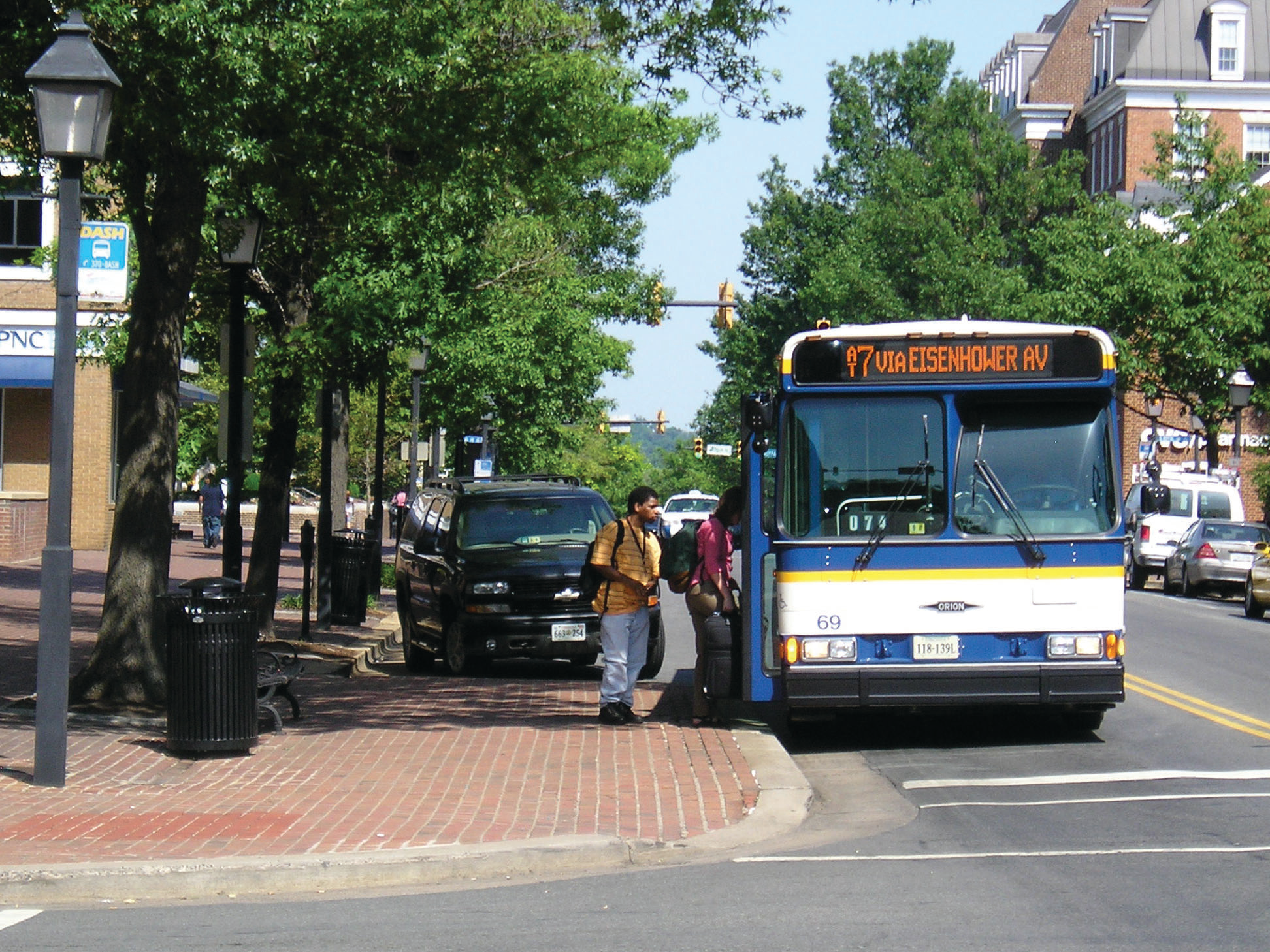 Dedicated Curbside/Offset Bus Lanes - NACTO