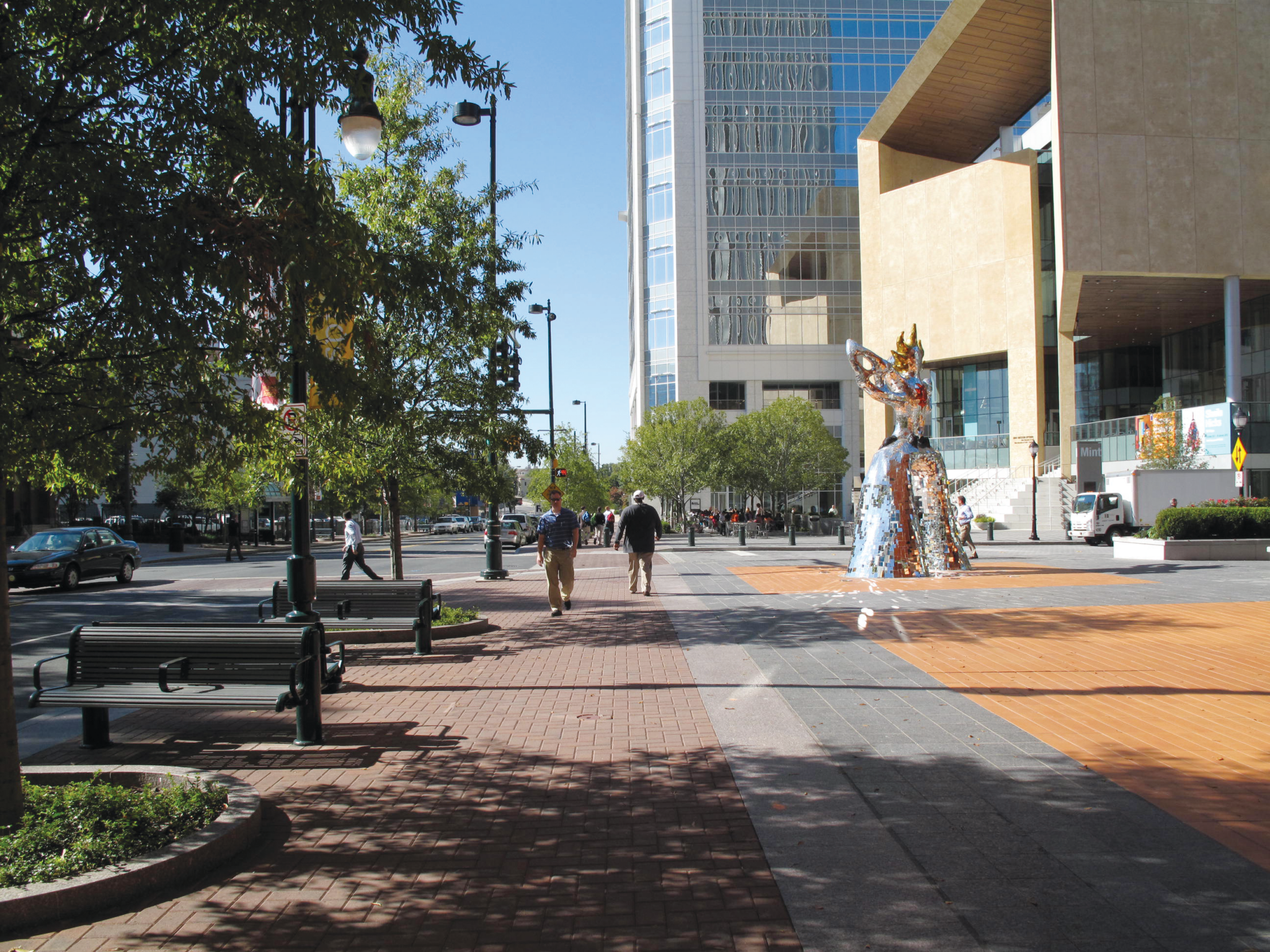 Sidewalk Design - NACTO