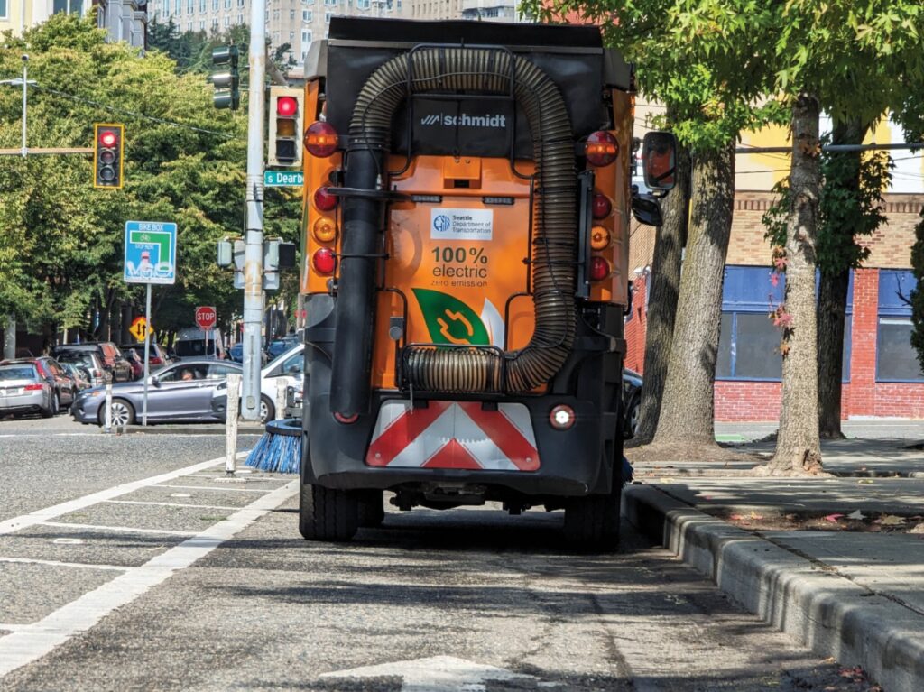 Clear Bikeways in All Weather Conditions - NACTO
